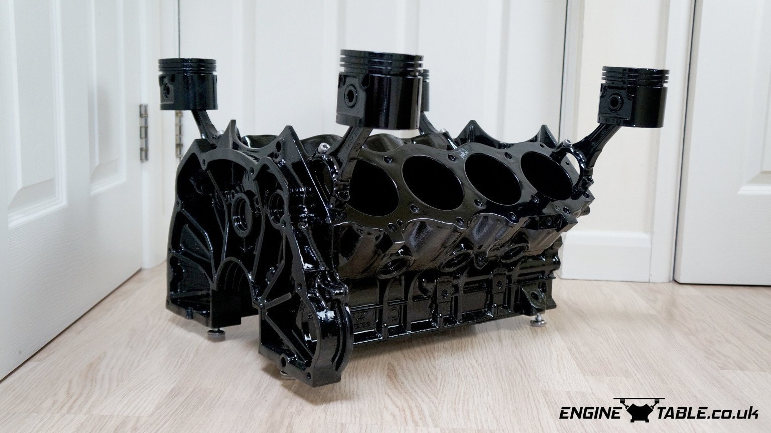 Rover V8 Engine Table